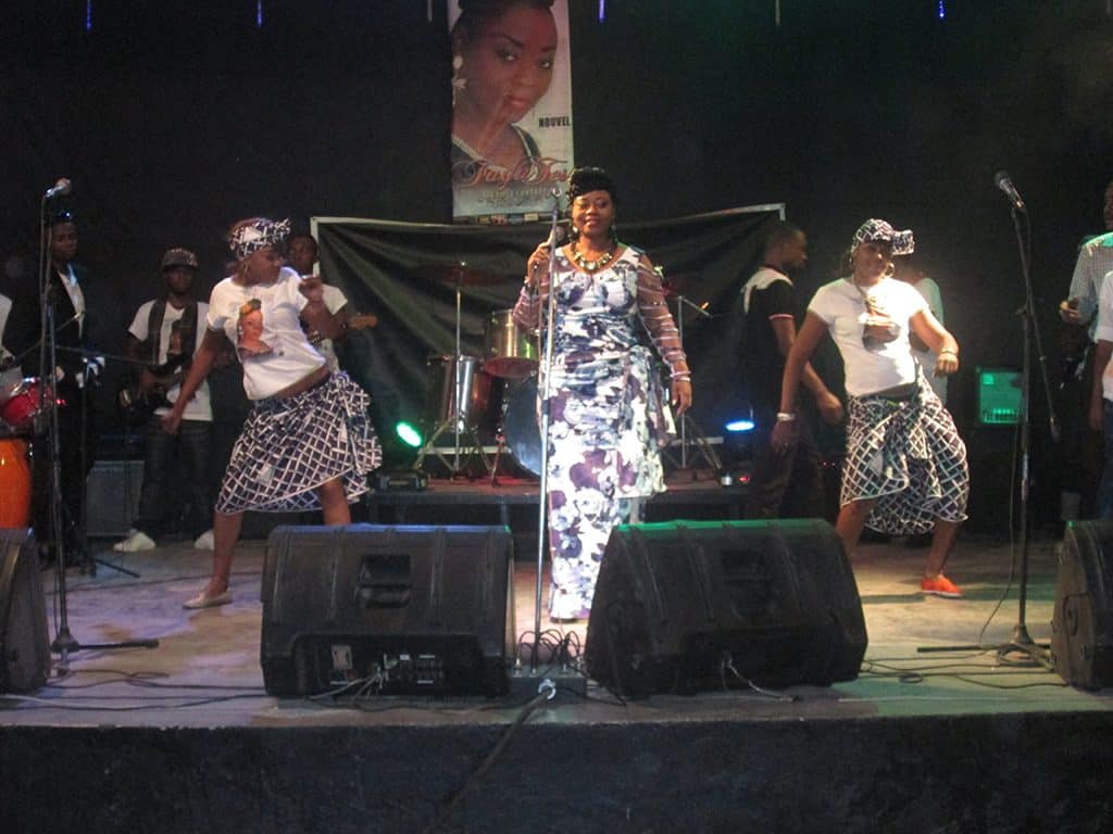 Faya Tess - Univers Rumba Congolaise